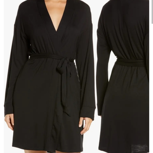 SKIMS | Intimates & Sleepwear | Skims Soft Knit Short Sleep Lounge Robe ...